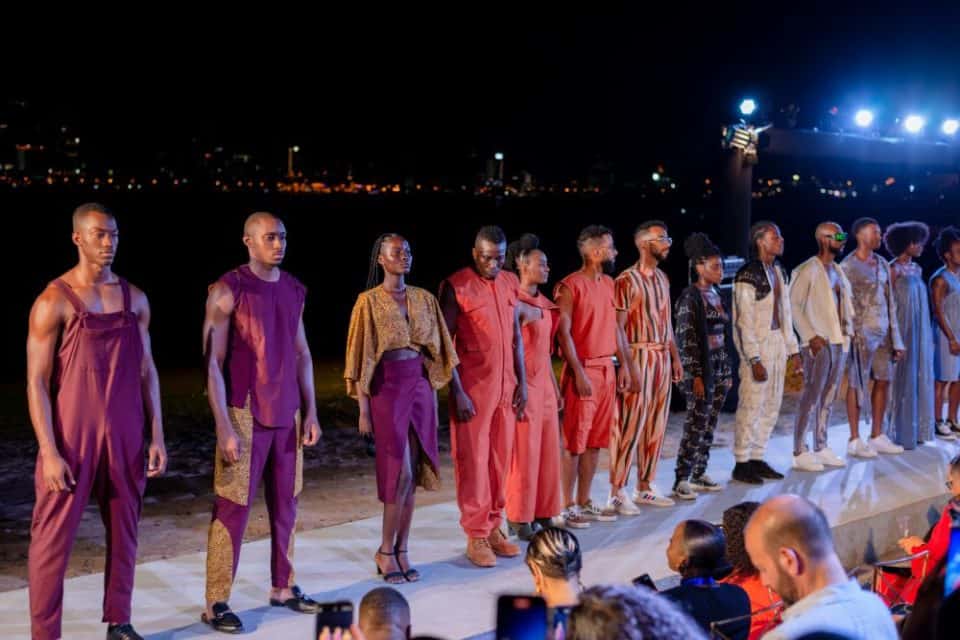 LEVELZ BY ROSE PALHARES