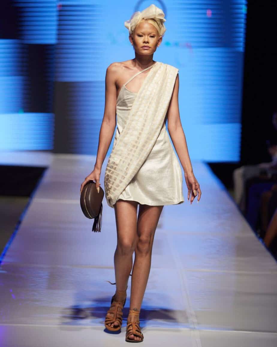 A Semana de Moda MTC Windhoek Destaca a Coleção Nomad da Wan Kiamy: Uma ...